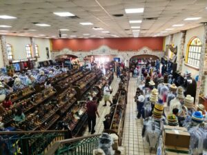 Los Tres Potrillos: Visita el Rancho de Vicente Fernández